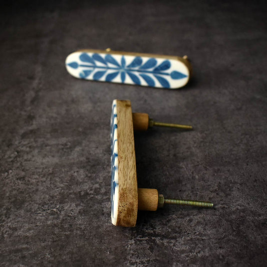 Hanging Pulls – Spruce and Pop